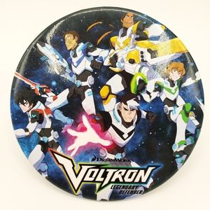 Dreamworks | Accessories | Voltron Legendary Defender Pinback Button ...
